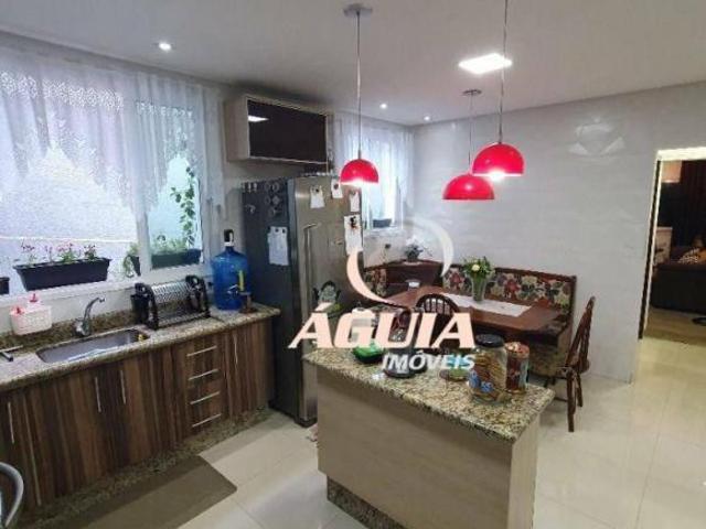 Sobrado com 3 dormitórios à venda, 185 m² por R$ 850.000,00 Parque Jaçatuba Santo André/SP