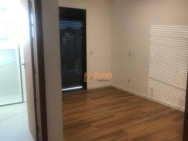 Sobrado com 3 dormitórios à venda, 186 m² por R$ 1.000.000,00 Condomínio Terras de São Francisco