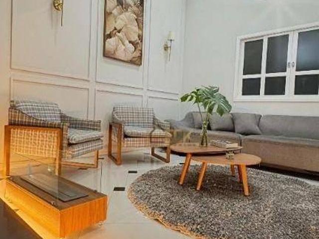 Sobrado com 3 dormitórios à venda, 186 m² por R$ 898.000,00 Villa Branca Jacareí/SP