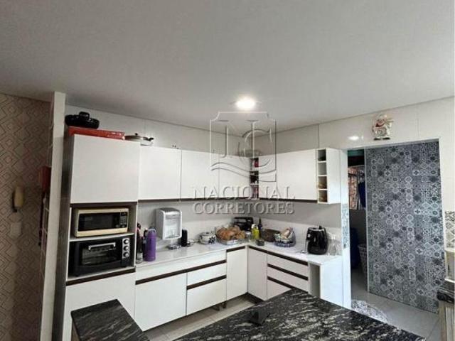 Sobrado com 3 dormitórios à venda, 186 m² por R$ 955.000,00 Vila Guiomar San