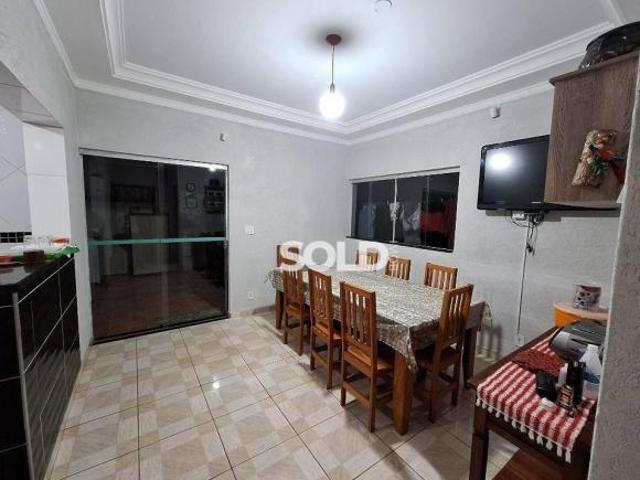 Sobrado com 3 dormitórios à venda, 187 m² por R$ 450.000,01 Residencial São Domingos Franca/SP