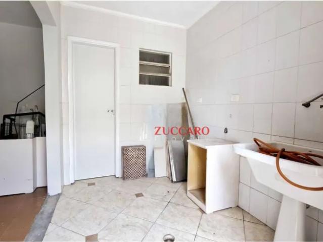 Sobrado com 3 dormitórios à venda, 187 m² por R$ 755.000,00 Vila Mazzei São Paulo/SP