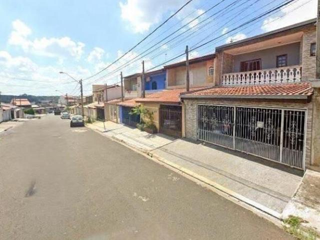 Sobrado com 3 dormitórios à venda, 188 m² por R$ 505.000 Jardim São Guilher.