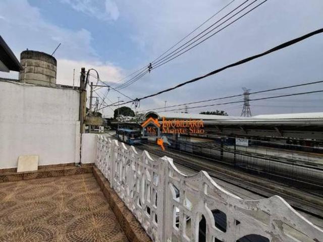 Sobrado com 3 dormitórios à venda, 188 m² por R$ 650.000,00 Vila Galvão Guar