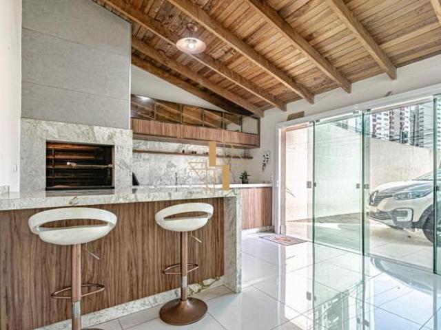 Sobrado com 3 dormitórios à venda, 189 m² por R$ 1.280.000,00 Água Verde Curitiba/PR