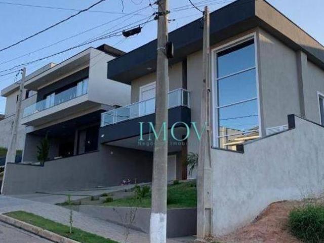 Sobrado com 3 dormitórios à venda, 180 m² por R$ 1.480.000,00 Condomínio Residencial Mantiqueira