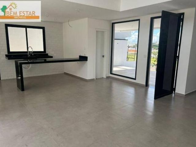 Sobrado com 3 dormitórios à venda, 180 m² por R$ 1.150.000,00 Botucatu Botucatu/SP
