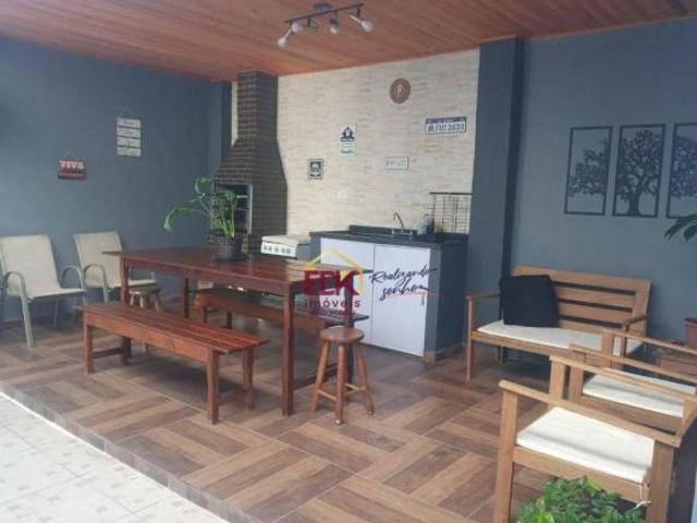 Sobrado com 3 dormitórios à venda, 180 m² por R$ 595.000 Residencial Santa Paula Jacareí/SP
