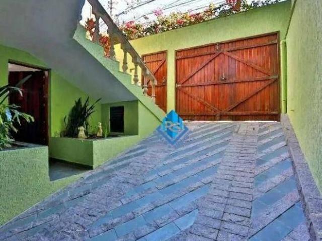 Sobrado com 3 dormitórios à venda, 180 m² por R$ 800.000,00 Bairro dos Casa São Bernardo do Camp