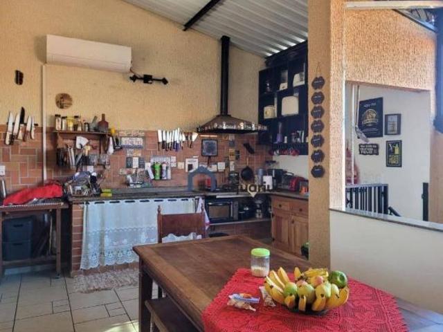 Sobrado com 3 dormitórios à venda, 180 m² por R$ 850.000,00 Bosque dos Eucaliptos São José dos C
