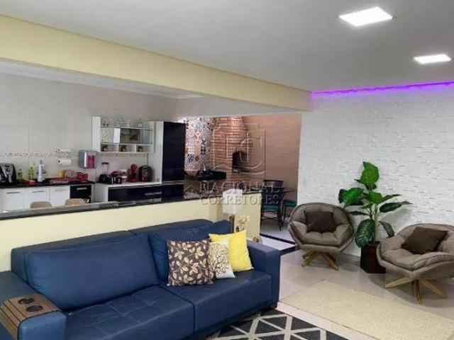 Sobrado com 3 dormitórios à venda, 180 m² por R$ 851.000,00 Vila Pires Santo