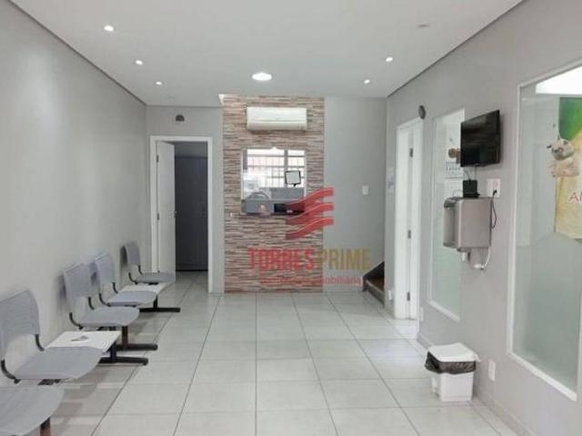 Sobrado com 3 dormitórios à venda, 180 m² por R$ 995.000,00 Embaré Santos/SP