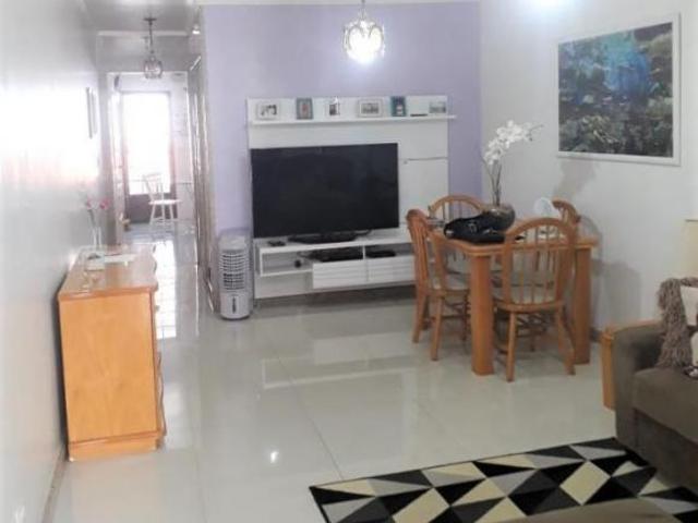 Sobrado com 3 dormitórios à venda, 180 m² por R$ 999.000,00 Chácara Mafalda São Paulo/SP