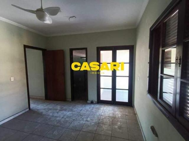 Sobrado com 3 dormitórios à venda, 180 m² Vila Mazzei Santo André/SP