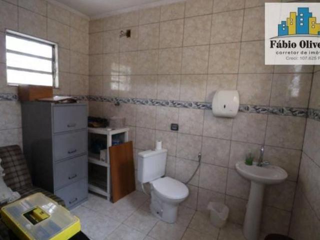 Sobrado com 3 dormitórios à venda, 181 m² por R$ 646.600,00 Vila Vitória Santo André/SP