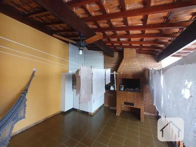 Sobrado à venda com 3 dormitórios 1 suíte – 182 m² | Porteira fechada | Jardim Sarah