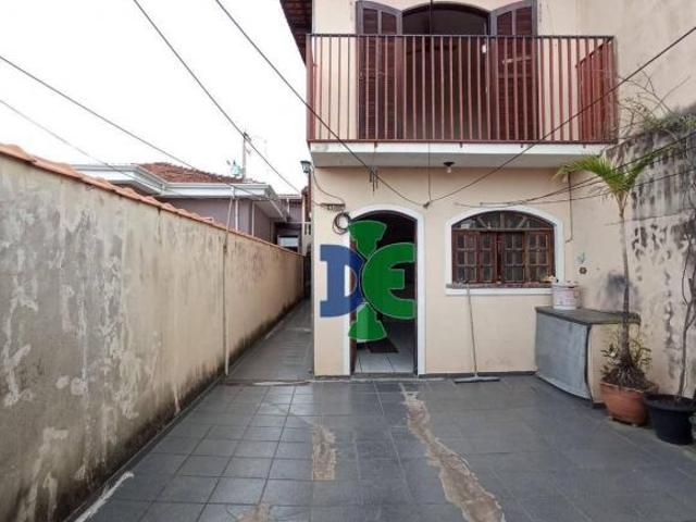 Sobrado com 3 dormitórios à venda, 198 m² por R$ 350.000,00 Cidade Nova Jacareí Jacareí/SP