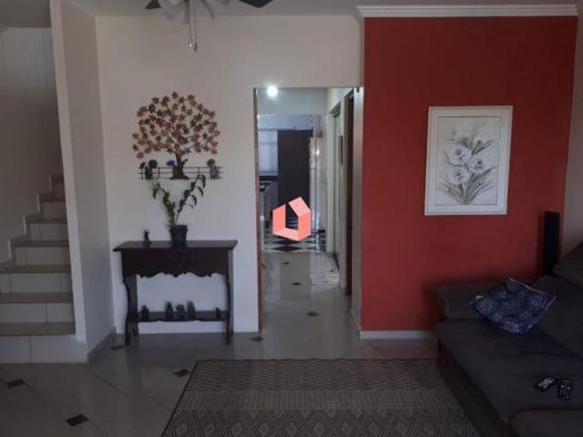 Sobrado com 3 dormitórios à venda, 199 m² por R$ 850.000,00 Vila Rosa São Bernardo do Campo/SP
