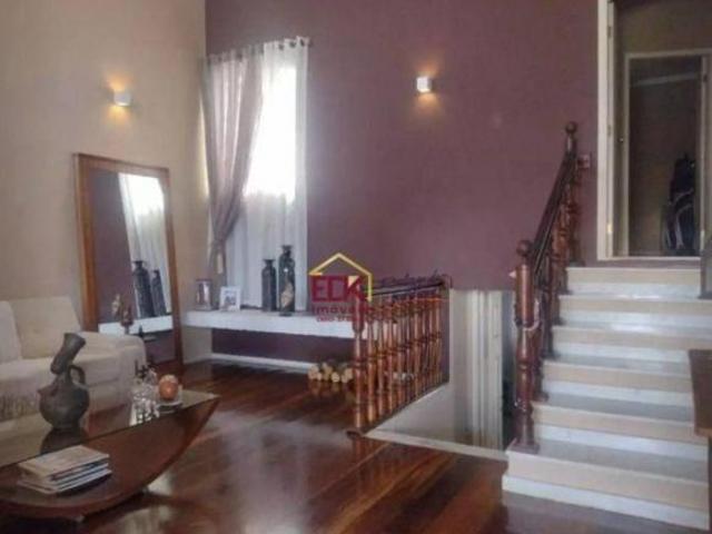 Sobrado com 3 dormitórios à venda, 190 m² por R$ 880.000,00 Campos Elíseos Taubaté/SP