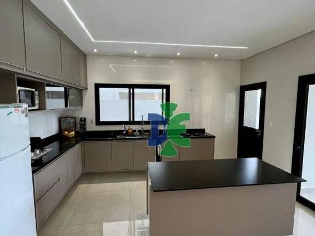 Sobrado com 3 dormitórios à venda, 192 m² por R$ 1.150.000,00 Jardim Jacinto Jacareí/SP