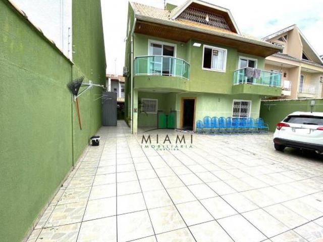 Sobrado com 3 dormitórios à venda, 192 m² por R$ 890.000,00 Uberaba Curitiba/PR