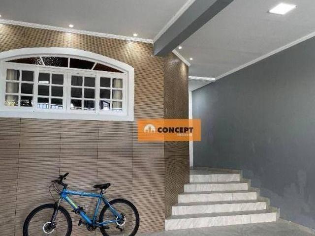 Sobrado com 3 dormitórios à venda, 205 m² por R$ 745.000,00 Cidade Edson Suzano/SP