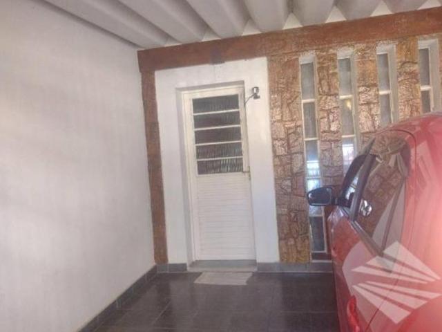 Sobrado com 3 dormitórios à venda, 207 m² Independência Taubaté/SP