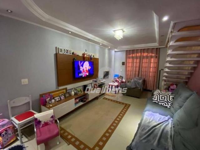 Sobrado com 3 dormitórios à venda, 207 m² por R$ 650.000,00 Parque São Vicente