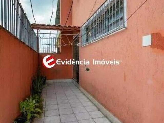 Sobrado com 3 dormitórios à venda, 207 m² por R$ 750.000,00 Jardim Stella Santo André/SP