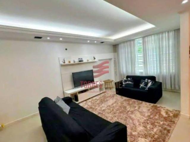 Sobrado com 3 dormitórios à venda, 208 m² por R$ 1.490.000,00 Ponta da Praia Santos/SP