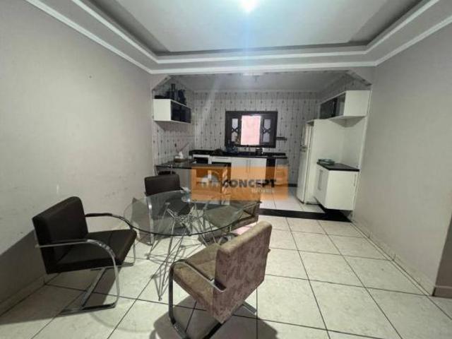 Sobrado com 3 dormitórios à venda, 209 m² por R$ 695.000,00 Jardim Saúde Suzano/SP