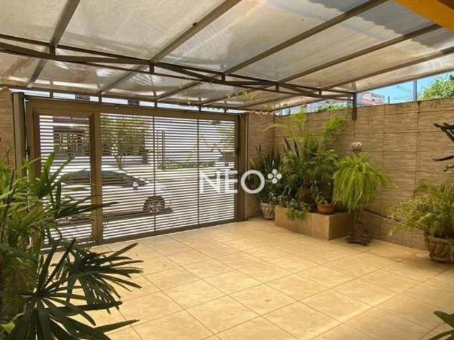 Sobrado com 3 dormitórios à venda, 200 m² por R$ 1.450.000,00 Boqueirão Santos/SP