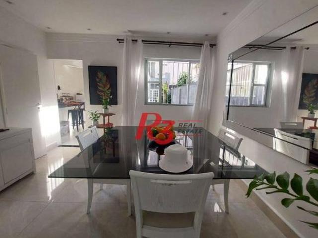 Sobrado com 3 dormitórios à venda, 200 m² por R$ 2.150.000,00 Embaré Santos/SP