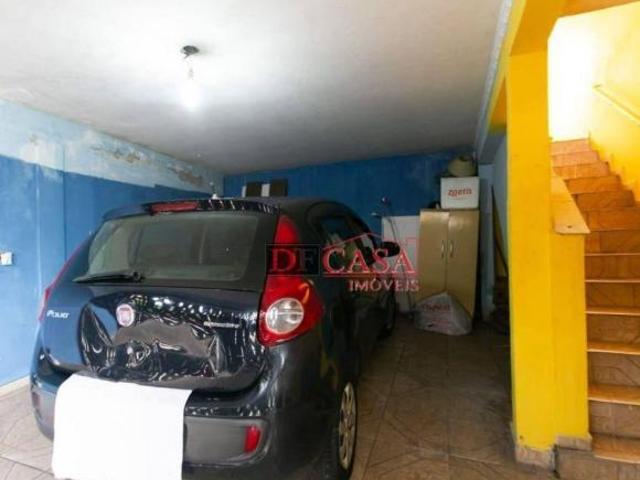 Sobrado com 3 dormitórios à venda, 200 m² por R$ 520.000,00 Vila Carmosina São Paulo/SP