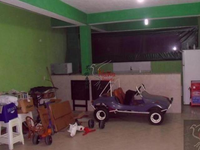 Sobrado com 3 dormitórios à venda, 200 m² por R$ 630.000 Conjunto Residencial