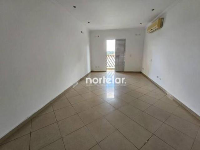 Sobrado com 3 dormitórios à venda, 200 m² por R$ 650.000,00 Jaraguá Zona Norte São Paulo/SP
