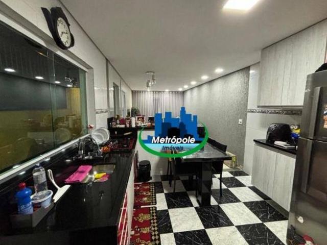 Sobrado com 3 dormitórios à venda, 200 m² por R$ 650.000,00 Jardim Bela Vista