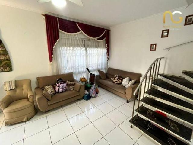 Sobrado com 3 dormitórios à venda, 200 m² por R$ 800.000,00 Ocian Praia Grande/SP