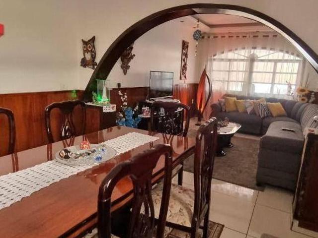 Sobrado com 3 dormitórios à venda, 200 m² por R$ 850.000,00 Conjunto Residencial Vista Verde São