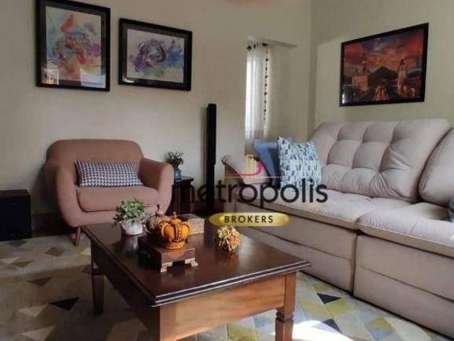 Sobrado com 3 dormitórios à venda, 200 m² por R$ 900.000,00 Parque São Vicente Mauá/SP