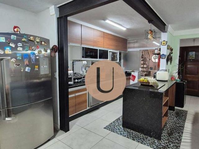 Sobrado com 3 dormitórios à venda, 200 m² por R$ 950.000,00 Parque Terra Nova São Bernardo do Ca