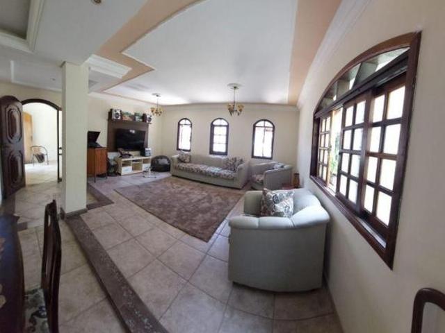 Sobrado com 3 dormitórios à venda, 200 m² por R$ 960.000,00 Bosque dos Eucaliptos São José dos C