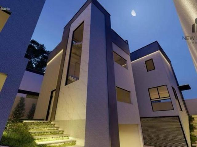 Sobrado com 3 dormitórios à venda, 202 m² Lindóia Curitiba/PR