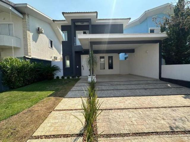 Sobrado com 3 dormitórios à venda, 202 m² por R$ 1.500.000,00 Parque Califórnia Jacareí/SP
