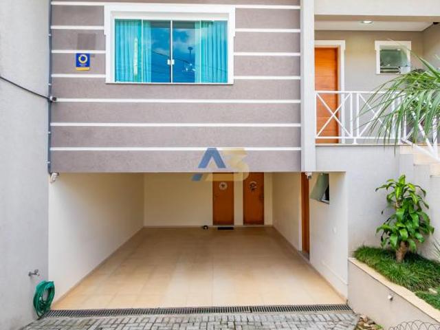 Sobrado com 3 dormitórios à venda, 202 m² por R$ 1.550.000 Agua Verde Curitiba/PR