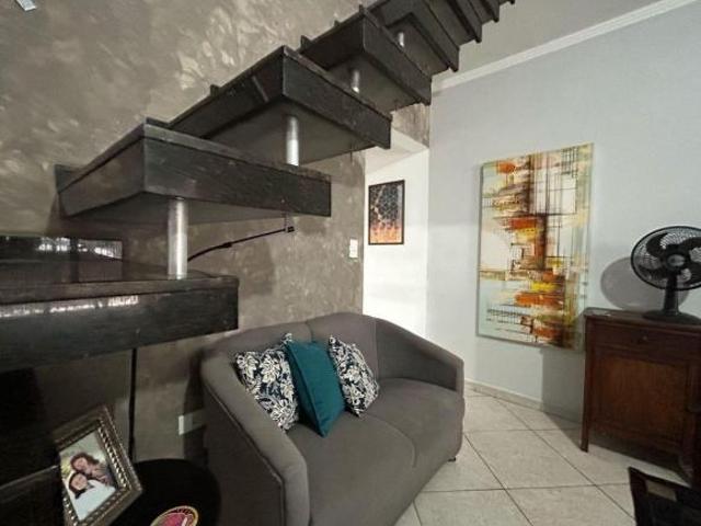 Sobrado com 3 dormitórios à venda, 202 m² por R$ 560.000,00 Parque Novo Oratório Santo André/SP