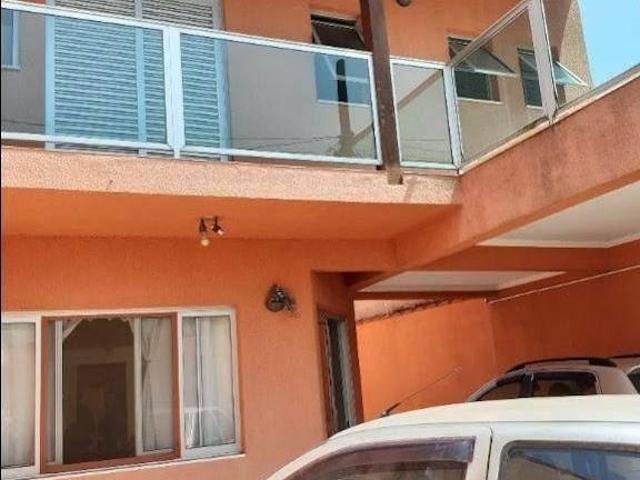 Sobrado com 3 dormitórios à venda, 202 m² por R$ 700.000,00 Jardim dos Ipês Suzano/SP