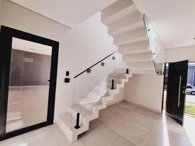 Sobrado com 3 dormitórios à venda, 203 m² por R$ 1.490.000,00 Condomínio Cy.