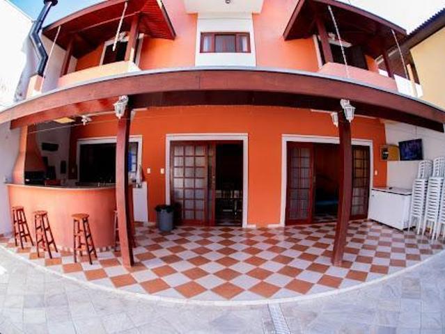 Sobrado com 3 dormitórios à venda, 203 m² por R$ 1.100.000,00 Villa Branca Jacareí/SP