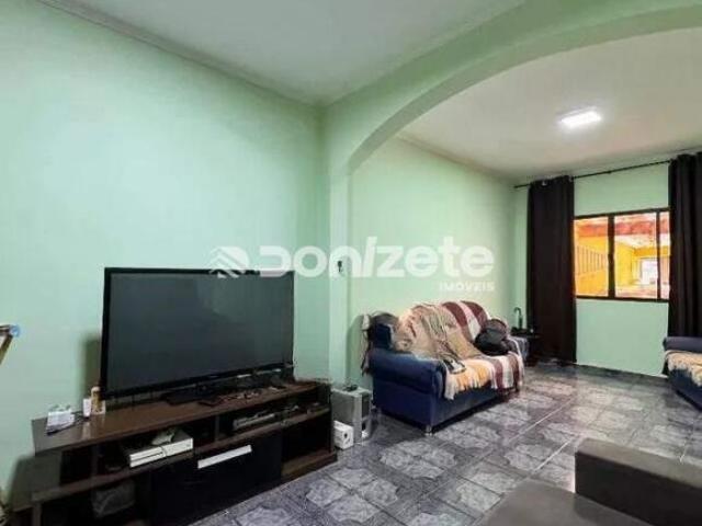 Sobrado com 3 dormitórios à venda, 203 m² Vila Humaitá Santo André/SP